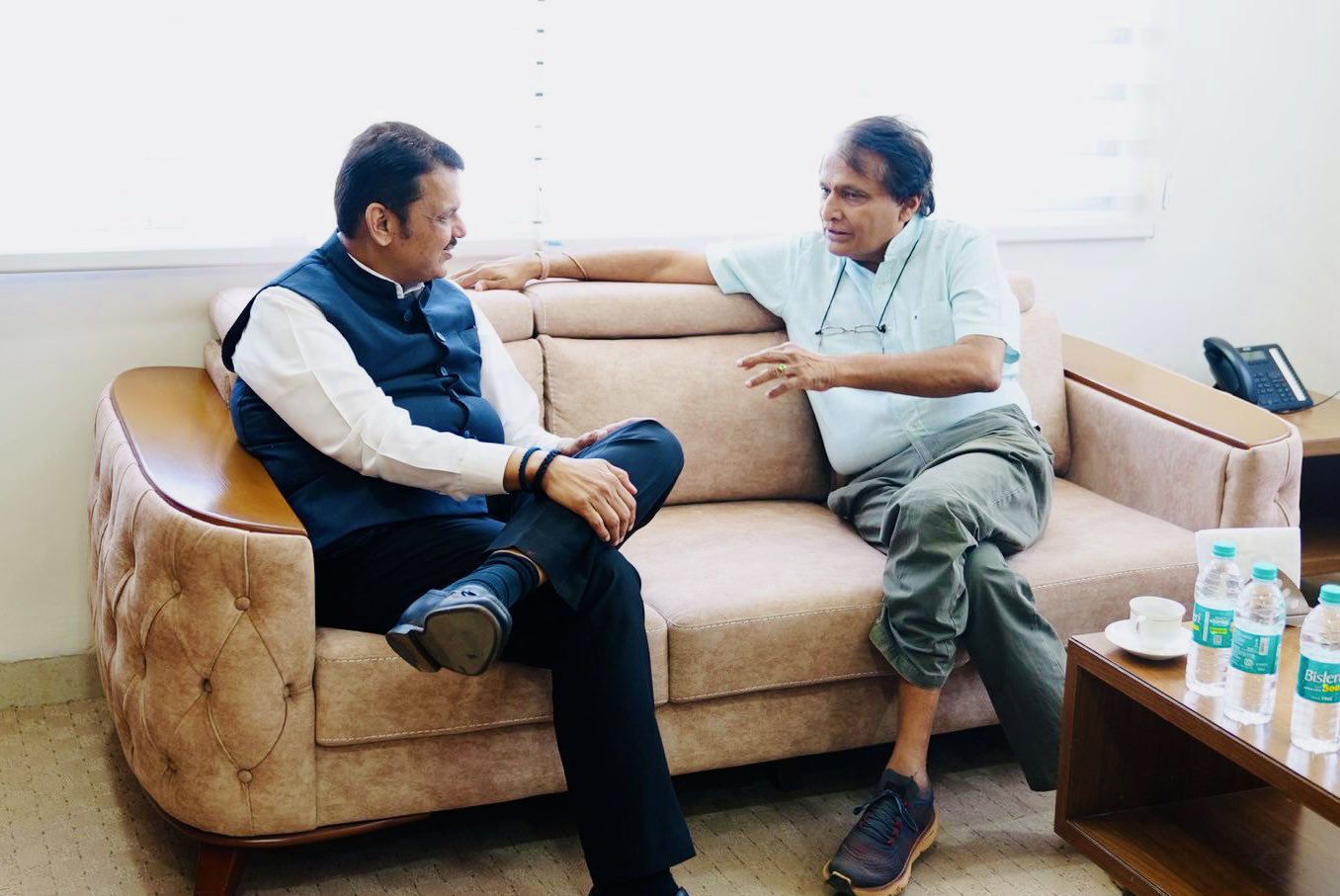 Devendra Fadnavis on Twitter: "🕐1.15pm | 26-05-2023 📍 Ahmednagar | दु. १. १५ वा. |२६-०५-२०२३ 📍 ...