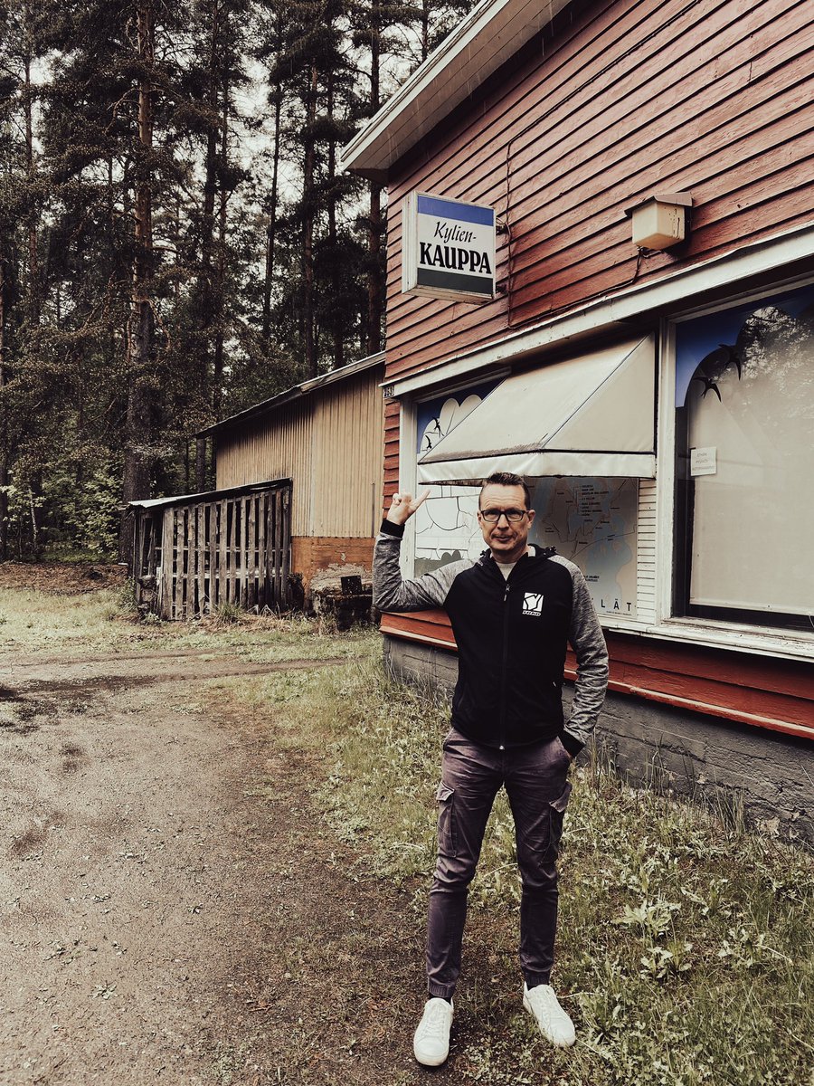 Tomi Tuominen on Twitter: "Vihko auki!"