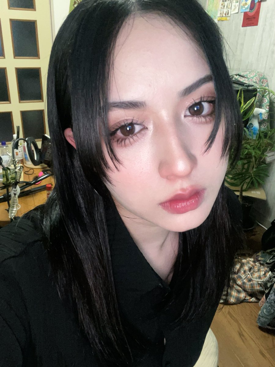 サラ【psychoxp】 On Twitter どうも、 よく作画がジョジョって言われる女です。