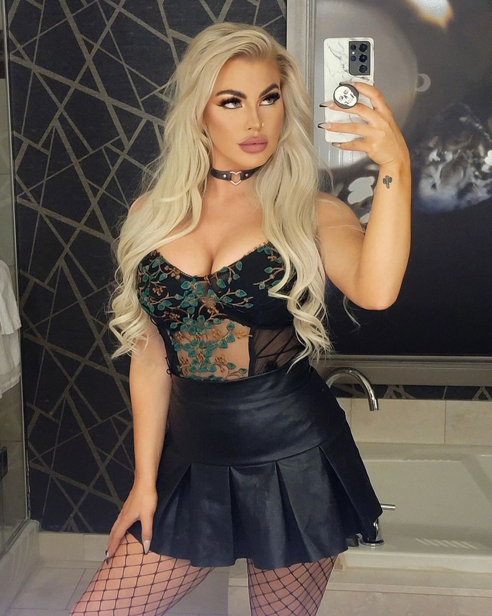 PlaceforModels on Twitter: " ️Ivy Ferguson ️ // Twitter: @Ivy_Ferguson IG: https://instagram.com ...