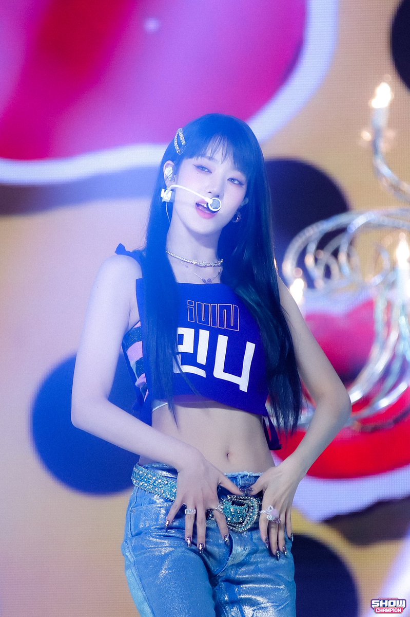 MINNIE THAILAND👑 on Twitter: "[📸] ภาพมินนี่จากรายการ Show Champion ค่ะ 🖇 https://url.kr/2x3khj ...