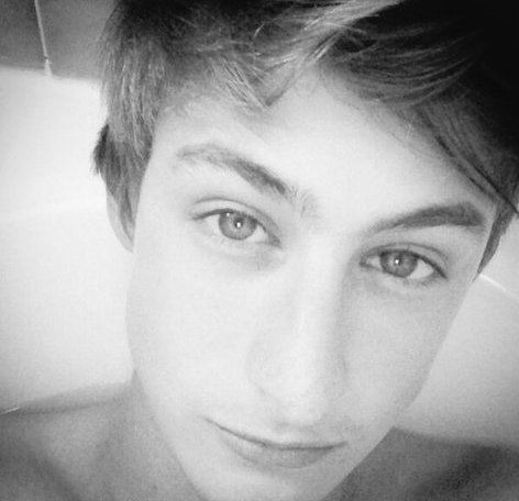 Cute Guys With Brown Hair Tumblr