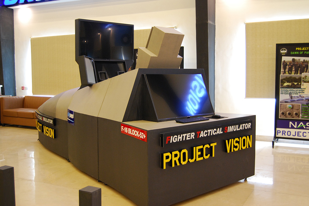 Global Defense Insight on Twitter: "F-16 Block-52 Fighter Tactical Simulator, developed by ...