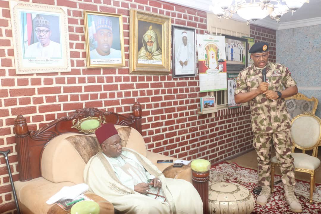 Nigerian Army On Twitter Goc Pays Homage To Shehu Of Borno Seeks