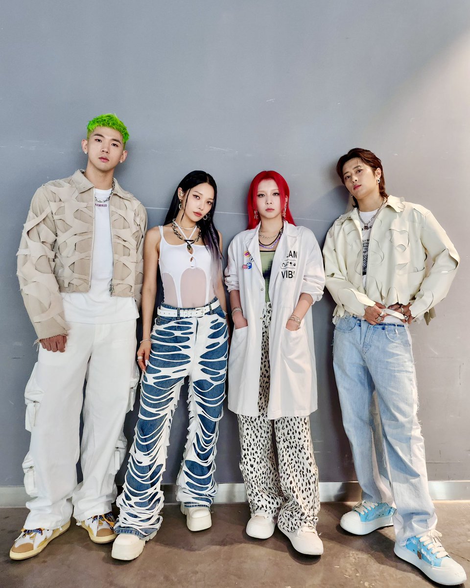 KARD on Twitter: "[#KARD] 잠시 후 4시 40분 JTBC 'K-909‘에 KARD가 출연합니다! HIDDEN KARD 여러분의 많은 시청 부탁드립니다🍄 ...