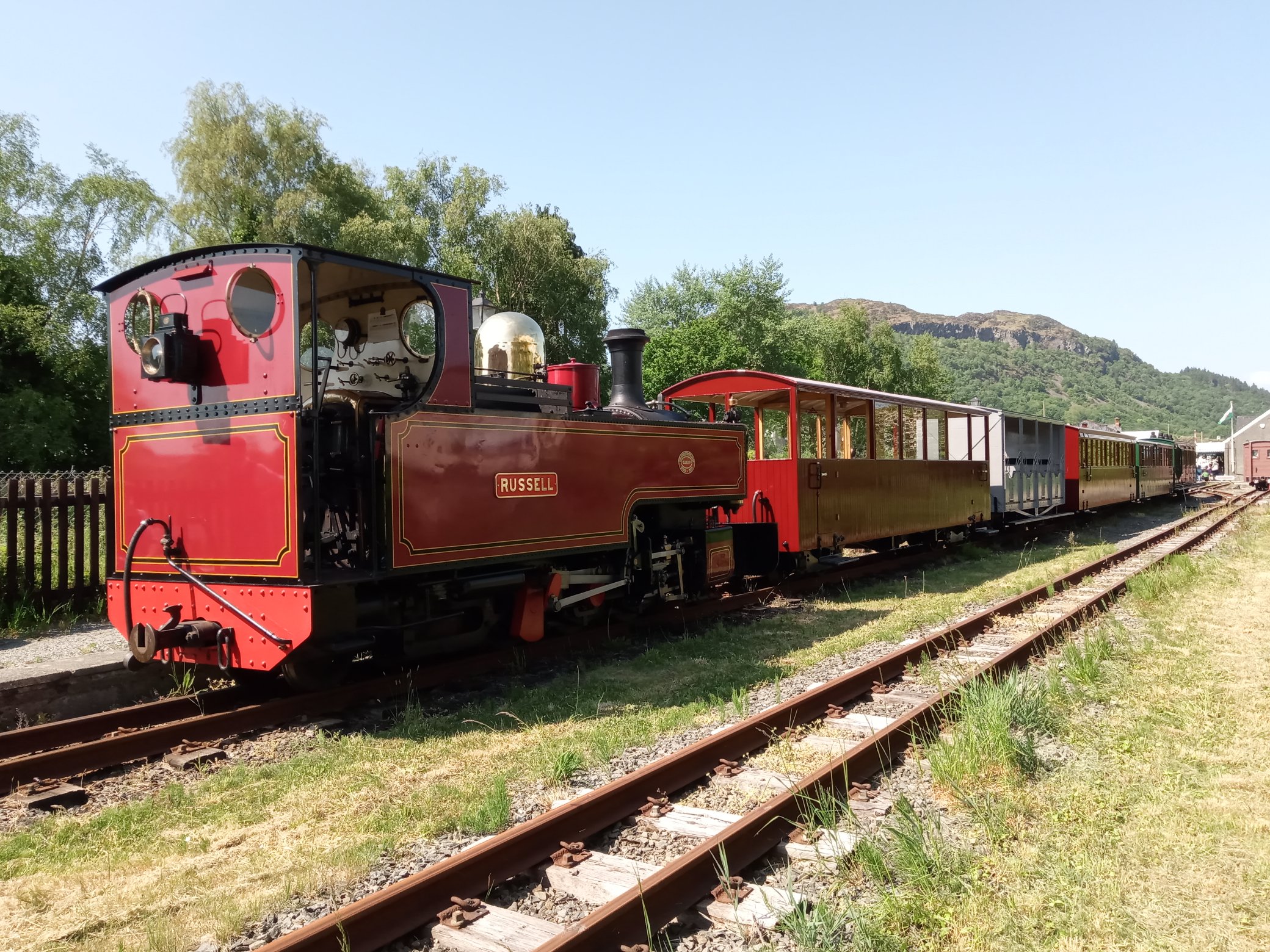 Welsh Highland Heritage Railway 🏴󠁧󠁢󠁷󠁬󠁳󠁿 on Twitter: "#narrowgauge #Hunslet 2-6-2T #Russell ...