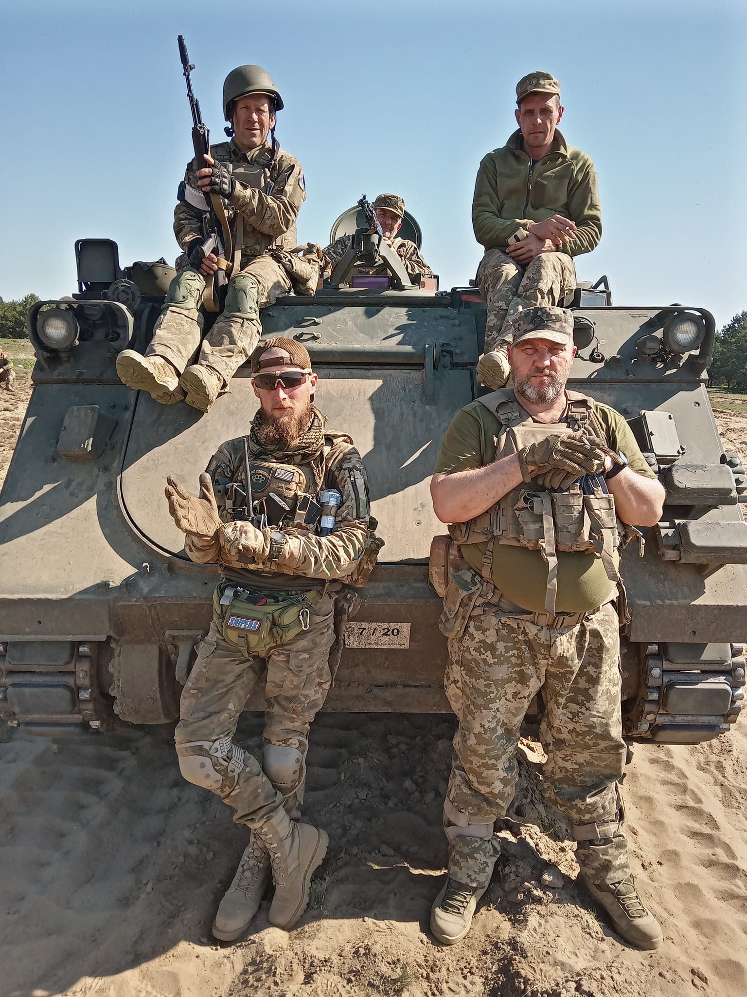 MilitaryLand.net on Twitter: "📷Soldiers of M113 armored personnel carriers of Ukrainian 32nd ...