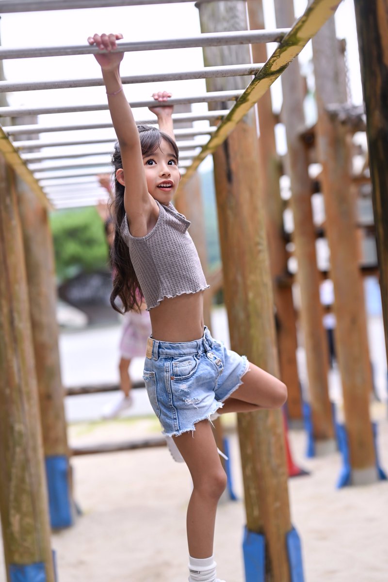 びってん on Twitter: "RT @setagaya555: 2023.5.21 ラビラブbabys リズちゃん うんていリズリズ 後ろから迫り来るきなちゃんから逃げるの図 #リズ ...