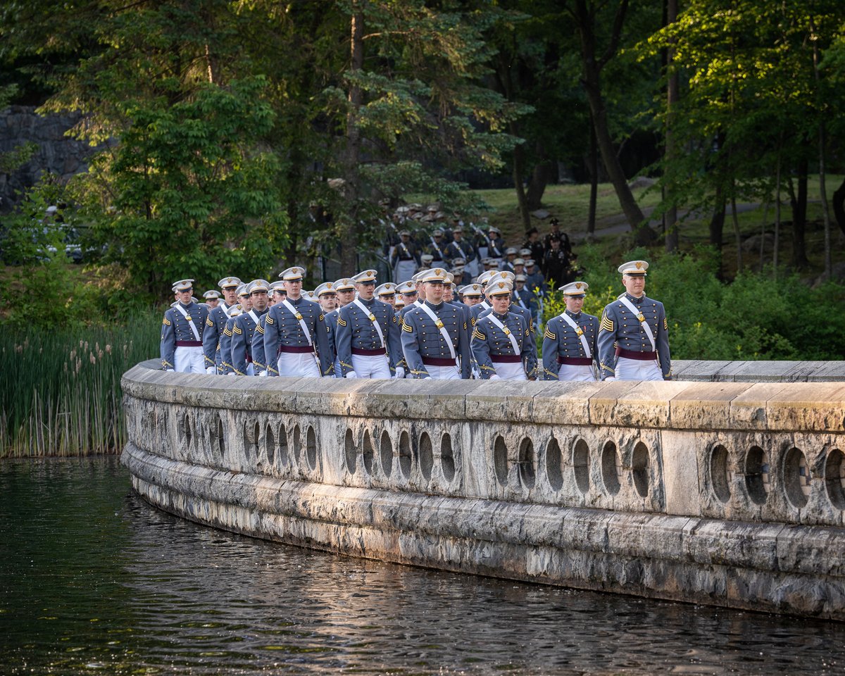U.S. Military Academy at West Point on Twitter: "📷Marching Proud! USMA Class of 2023 marches up ...