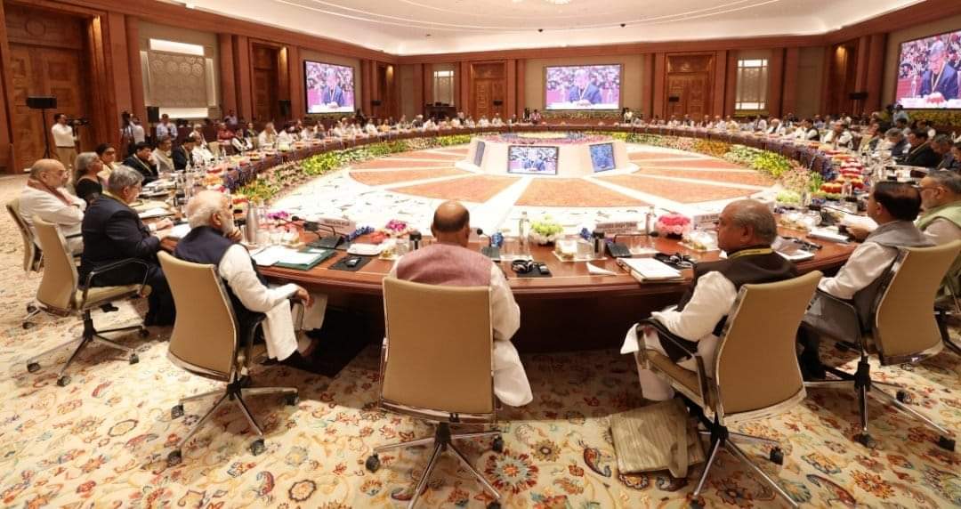 Manoj Sinha on Twitter: "Attended the 8th Governing Council Meeting of NITI Aayog in New Delhi ...