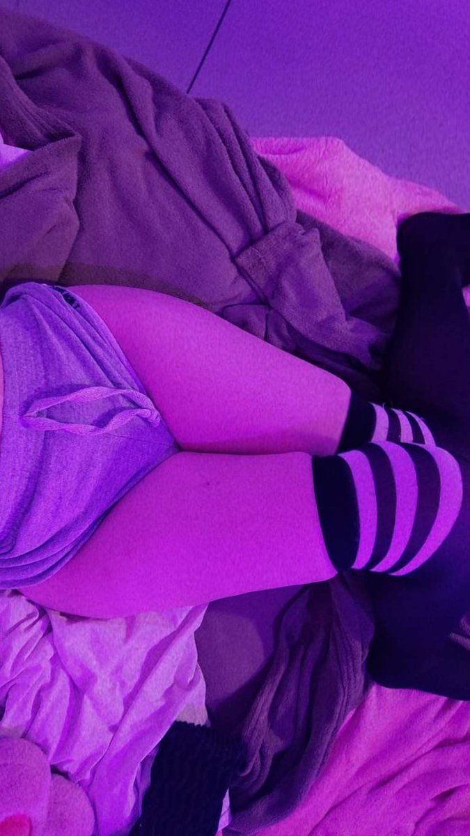 ᘇᘏᗢ Cawocatto on Twitter: "so, question im doing a striped mod outfit rn would you guys like to ...