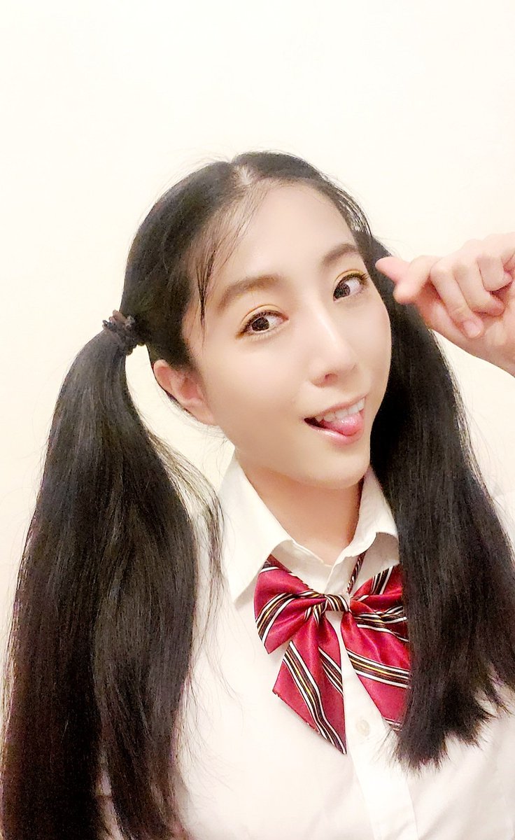 Sumire☆model on Twitter: "おはよんございます☀️🙋‍♀️ 素敵な週末をお過ごしください☀️🙋