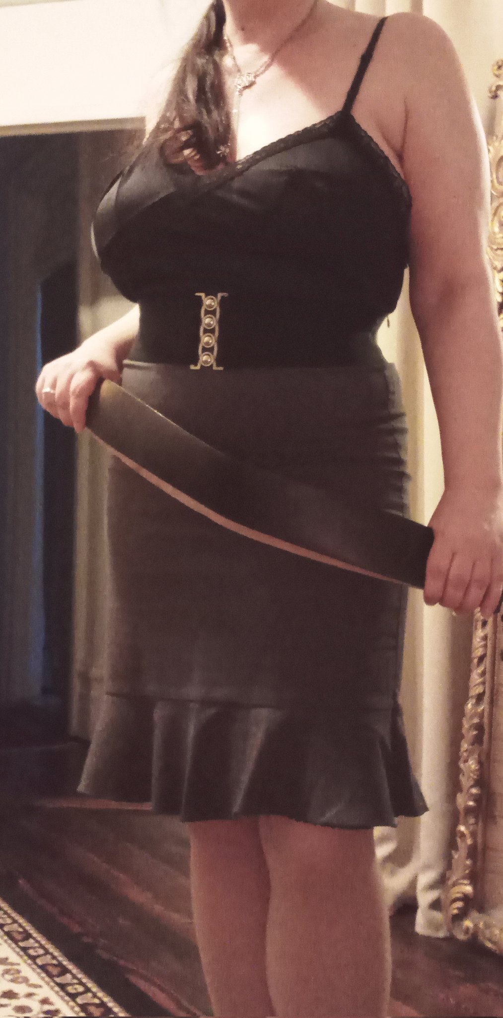 Ms Lydia Lamour On Twitter Finally A Brave Bottom Has Stepped Up To