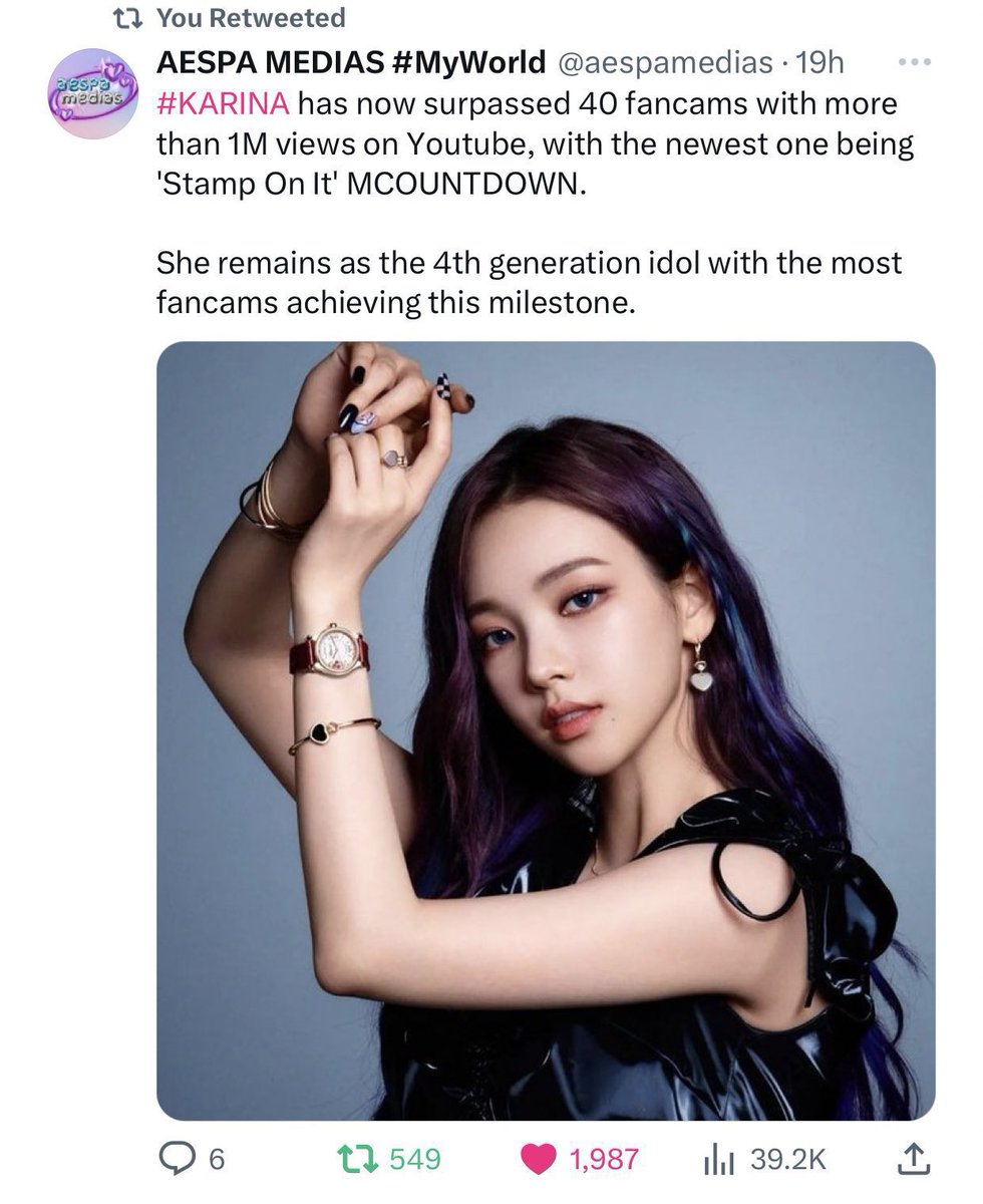 esha is going through jiheon brainrot on Twitter: "RT @abjrit: Karina with 1M viewers of 40 ...