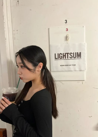 nugu pics on Twitter: "Hina •• lightsum"