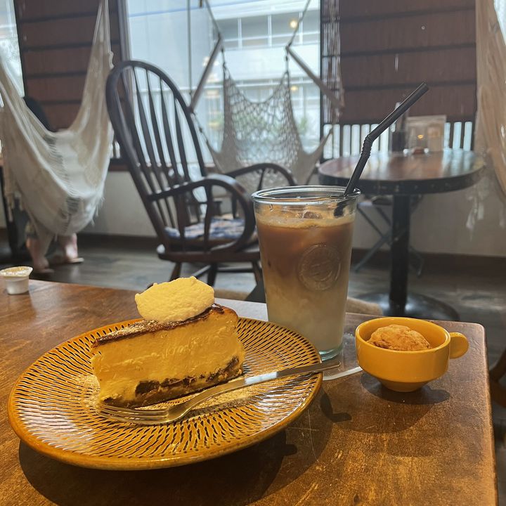 RETRIP＜グルメ＞ on Twitter: "いつもと違うカフェに行きたい！日本全国の“寝っ転がれるカフェ”8店 https://rtrp.jp/articles/85190/"