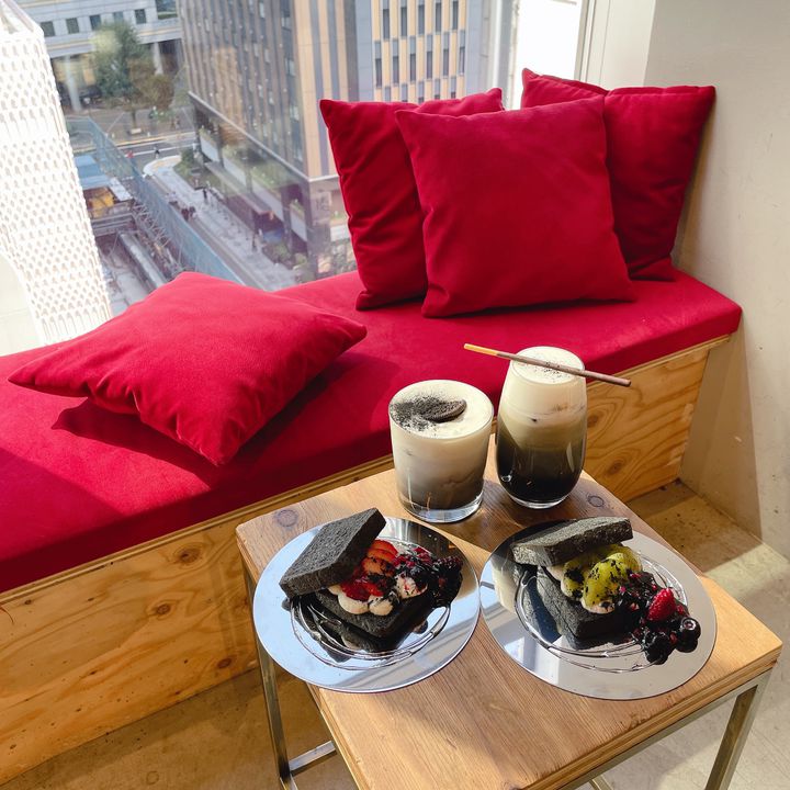 RETRIP＜グルメ＞ on Twitter: "いつもと違うカフェに行きたい！日本全国の“寝っ転がれるカフェ”8店 https://rtrp.jp/articles/85190/"