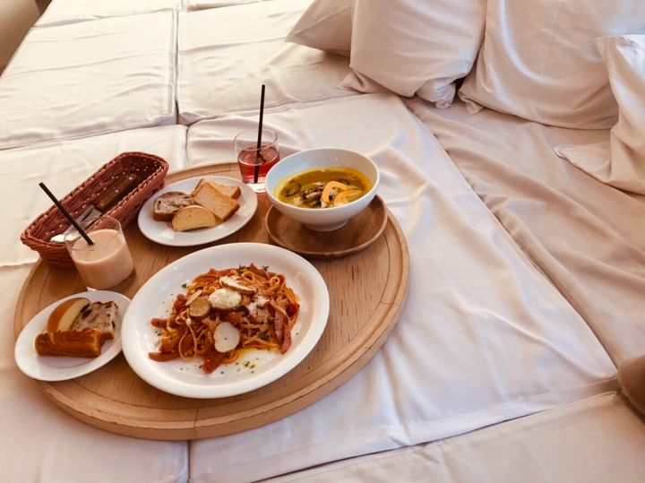 RETRIP＜グルメ＞ on Twitter: "いつもと違うカフェに行きたい！日本全国の“寝っ転がれるカフェ”8店 https://rtrp.jp/articles/85190/"