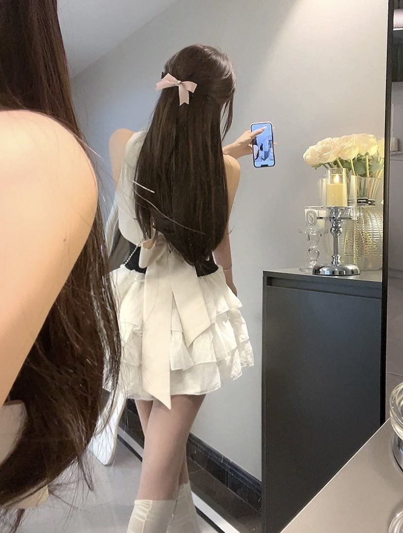 狗头萝莉 on Twitter: "RT @zhh6222: 浅学一下大美女穿搭🎀"