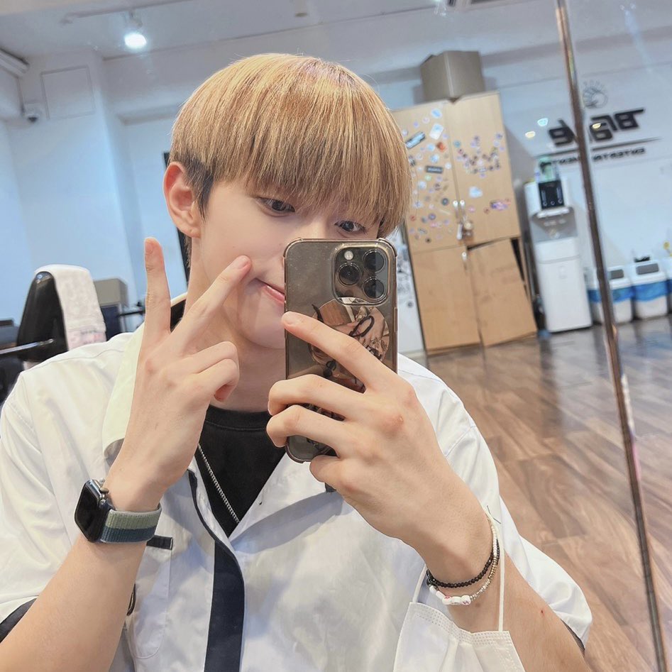 리다랑막냉이 (@vitamin_DKB) / Twitter