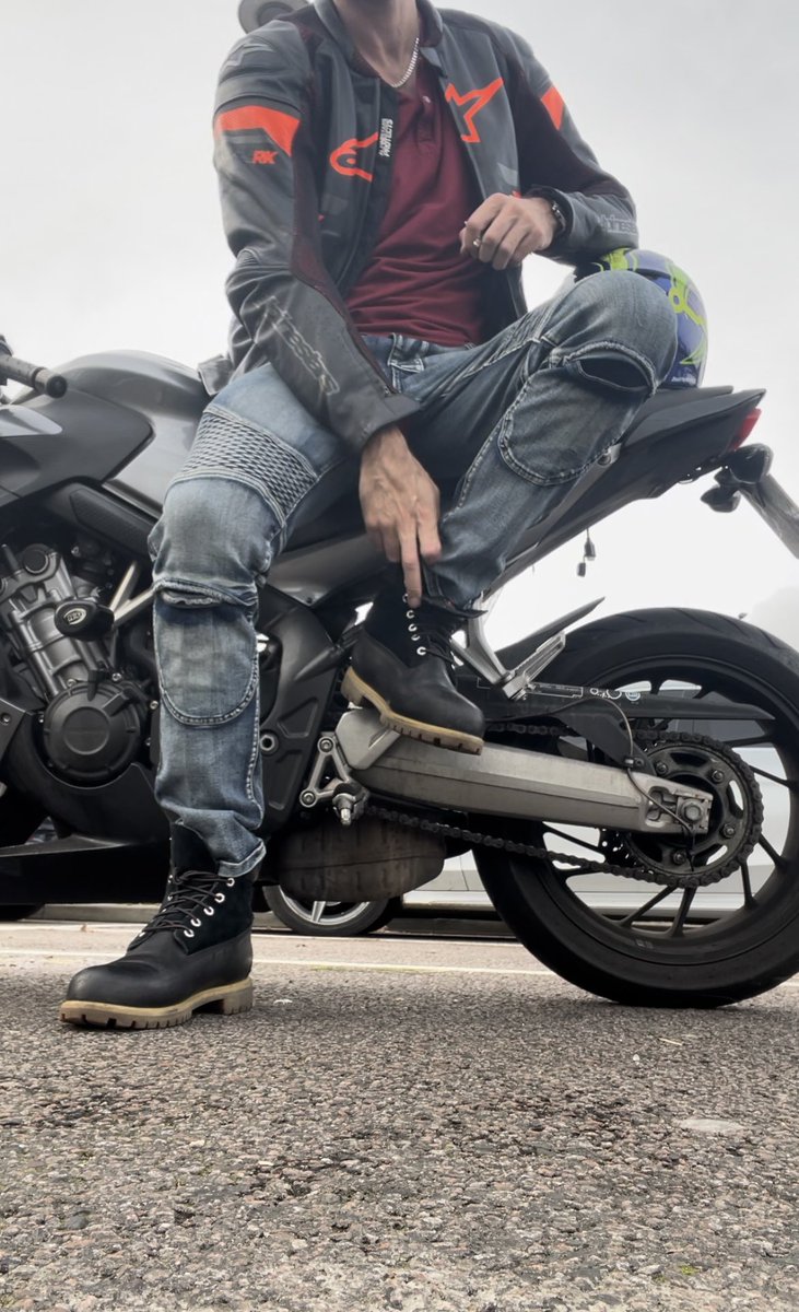 Alpha Adonis on Twitter: "👿 There’s a mark on them, not impressed 👿 #biker #timberlandboots # ...