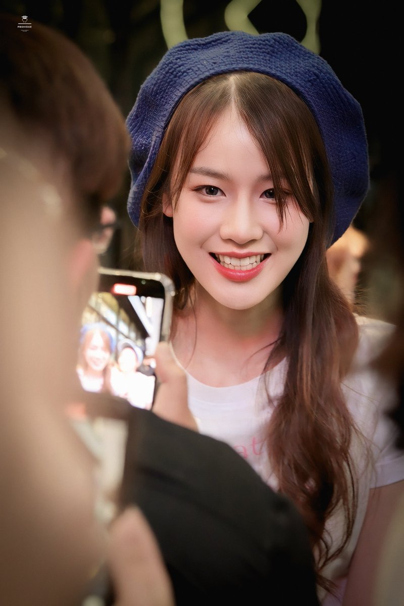 Ormsin Land [OFFICIAL] on Twitter: "RT @oldrosethepeach: ยิ้มโชว์ฟัน32ซี่ที่แม่ให้มา"