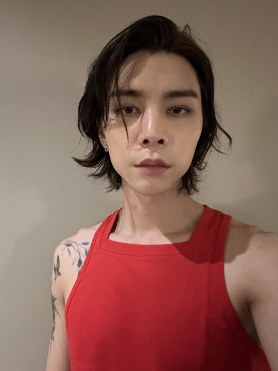 NCT BUBBLE on Twitter: "[280523] JOHNNY BUBBLE 🐱💌 Hi I've come back from Thailand It's been a ...