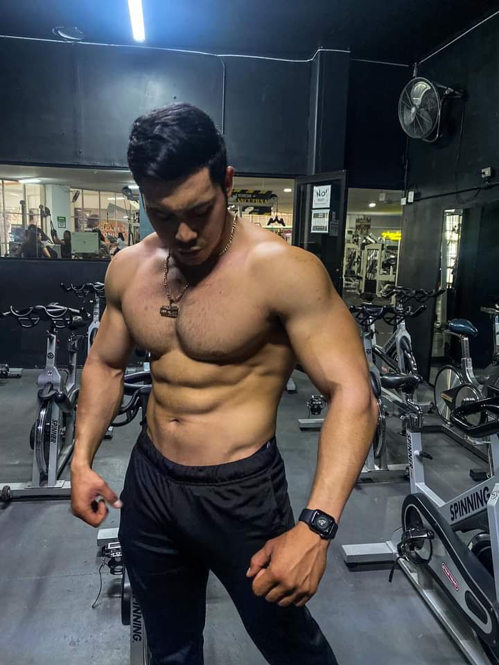 Julio_Santiago on Twitter: "Me encanta este mamitoo rico, lo veo y mi verga se para busca sus ...