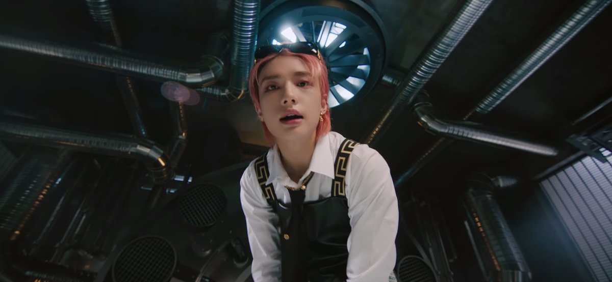 Stray Kids Chart Data on Twitter: ""특(S-Class)" M/V Teaser 1 has now surpassed 500,000 (500k ...