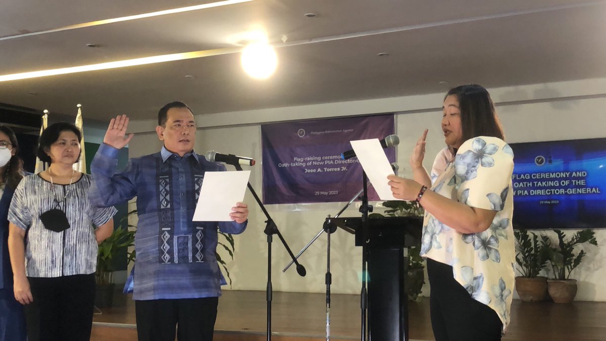 Abs Cbn News On Twitter Look Tingnan Opisyal Nang Nanumpa Bilang