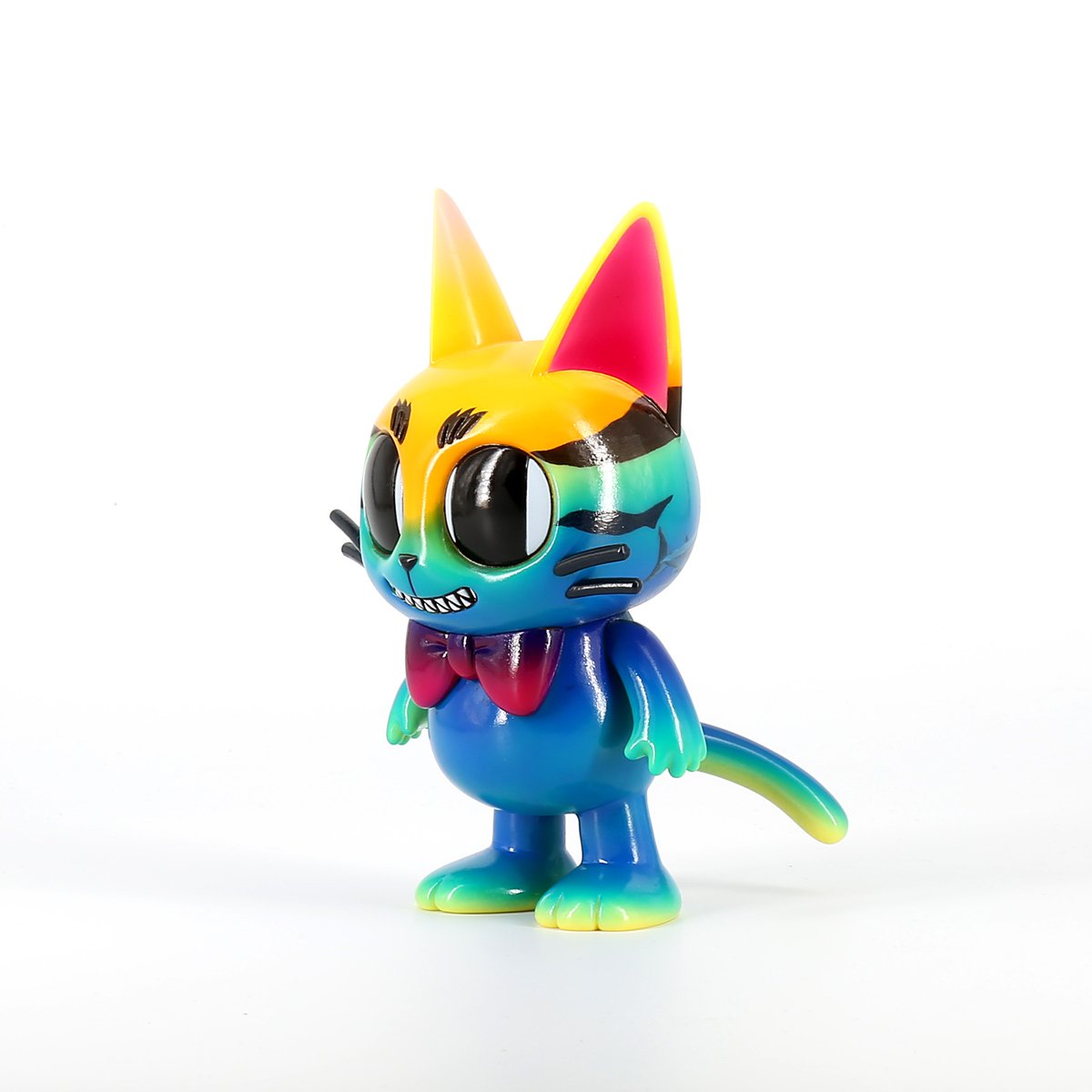 ワンダーフェスティバル公式@7/30幕張メッセ on Twitter: "海洋堂：清水ゆう子 「カットくん 背中にサメ描いてみました」 https://kaiyodo.co.jp/items ...