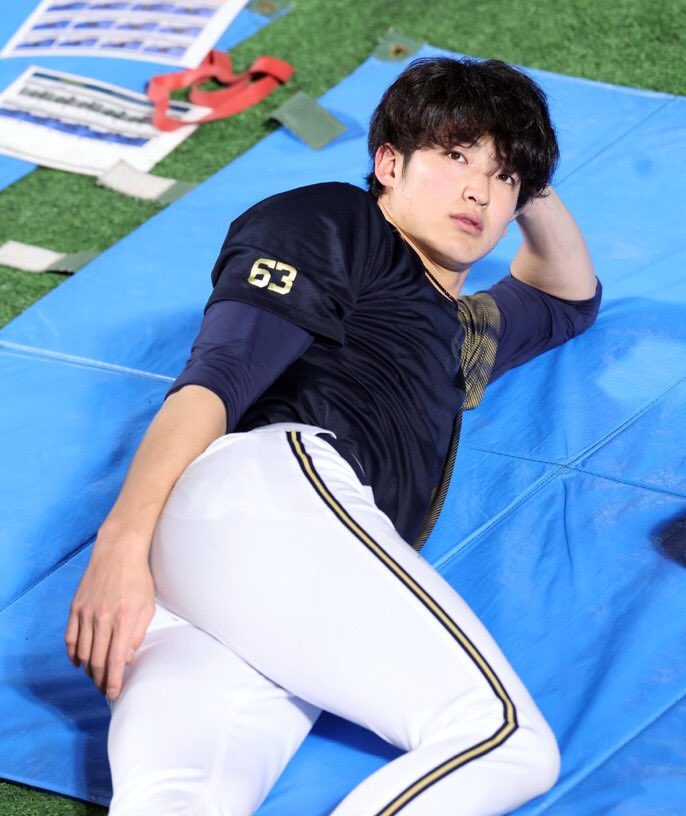 아루 on Twitter: ">> 190cm 98년생 일남투수