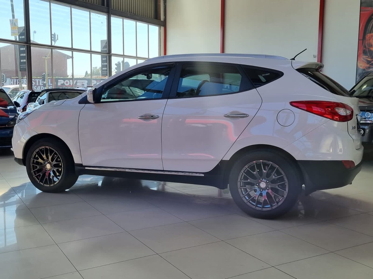 Kamogelo Cars on Twitter: "RT @REALHAZEL_CAR: 2015 Hyundai ix35 2.0 Elite A/T Mileage: 81 000km ...