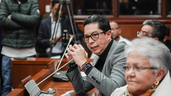 Abuelo Emberracado on Twitter: "RT @Melquisedec70: Andrés Fernando Parra Valverde, esposo de la ...