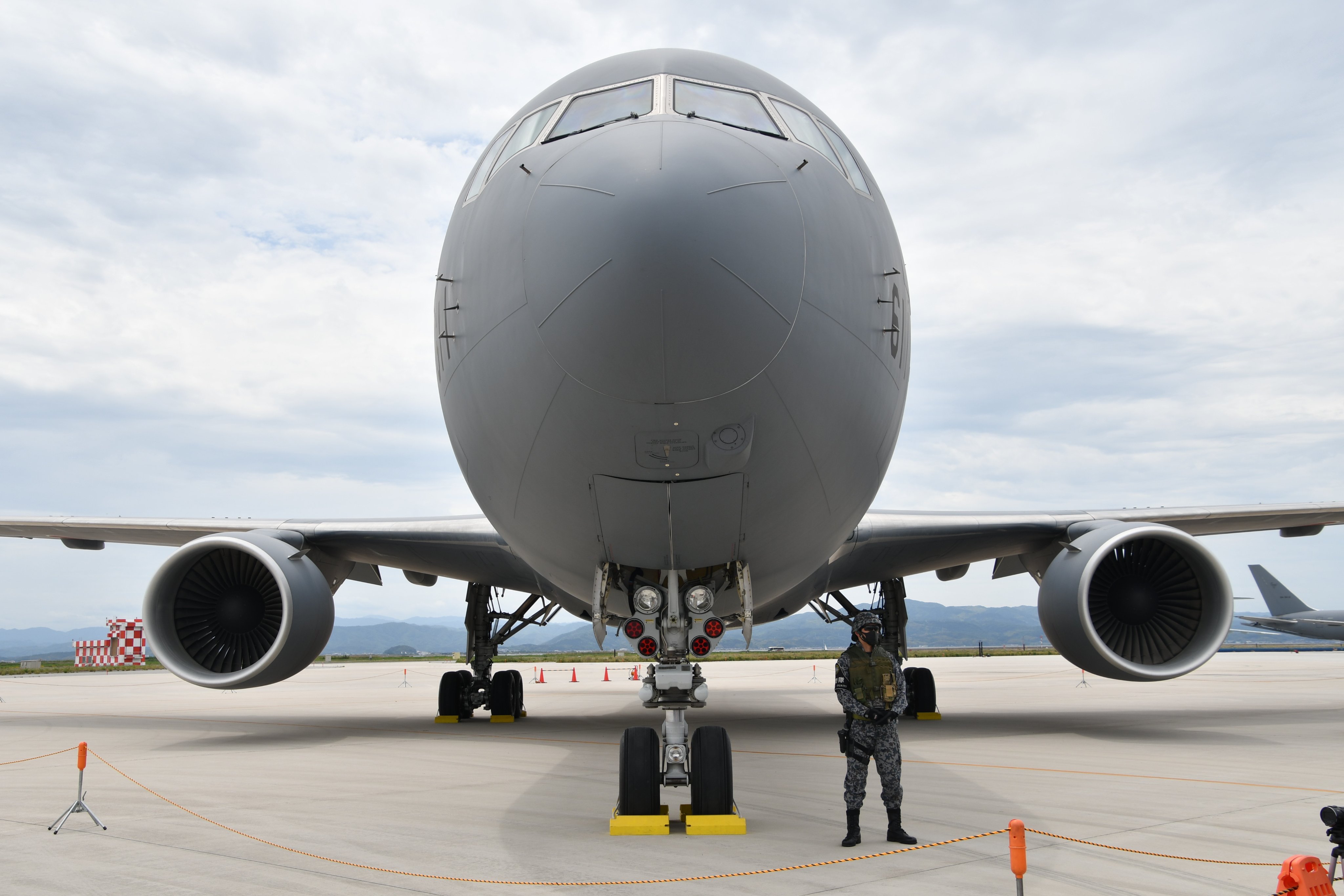 ふにに on Twitter: "昨日の美保基地航空祭より、展示飛行を行なう第405飛行隊KC-46A（24-3612）。 https://t.co/LuNHIjxZqD" / Twitter