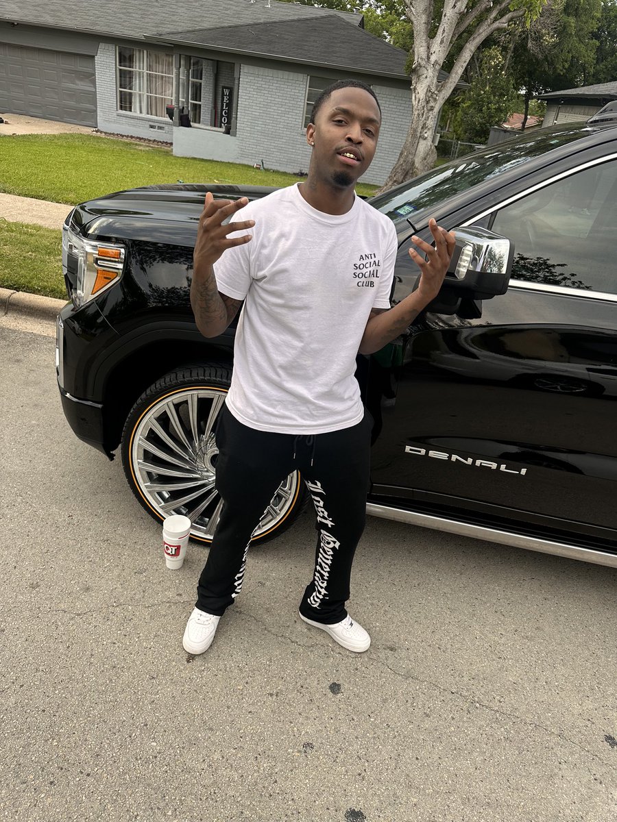1of1 π₯·πΎπ On Twitter Niggas Talking Krazy But Could Never Outdo My Jr π€£π΅βπ«