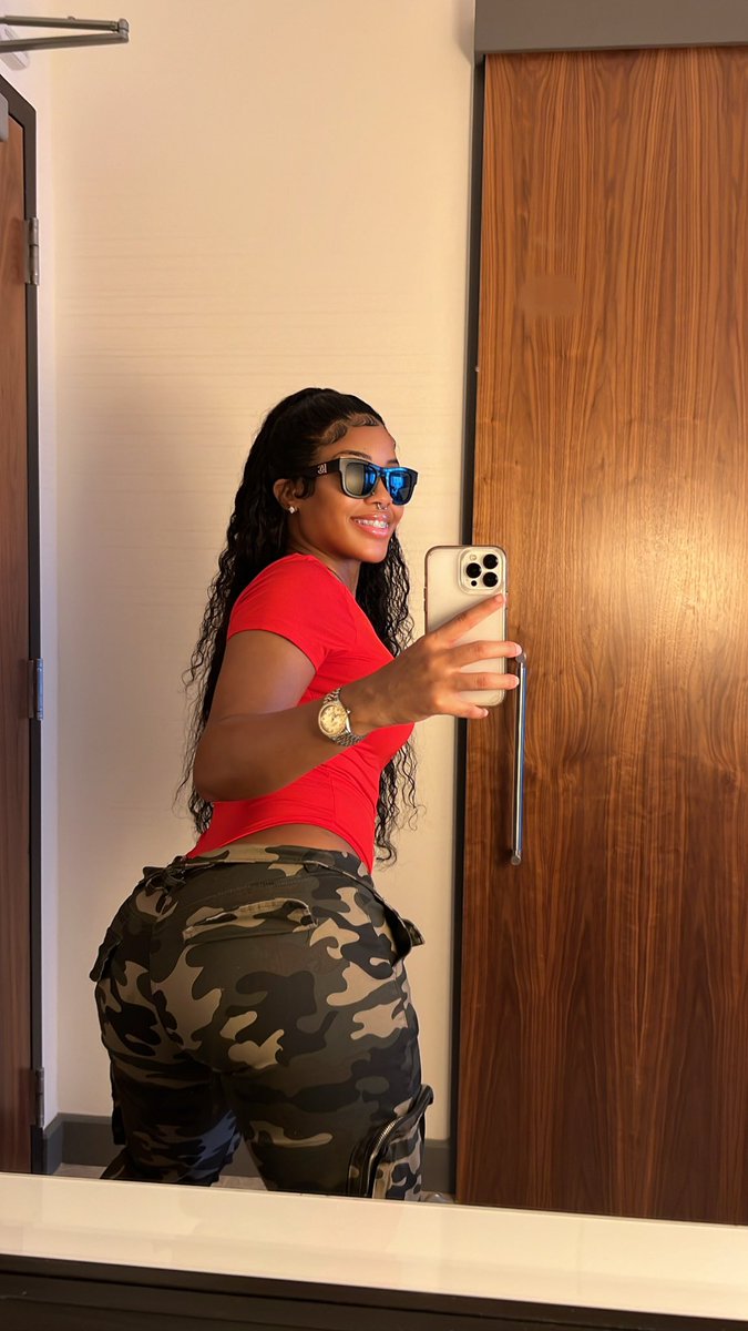 La’Deja Marie 🥀 on Twitter: "She my lil vibe, my lil ah ah ah ️‍🔥"