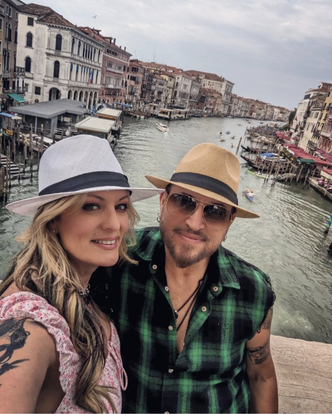 TW Pornstars - 1 pic. Stormy Daniels. Twitter. Having a wonderful time in Italy... gondola rides ...