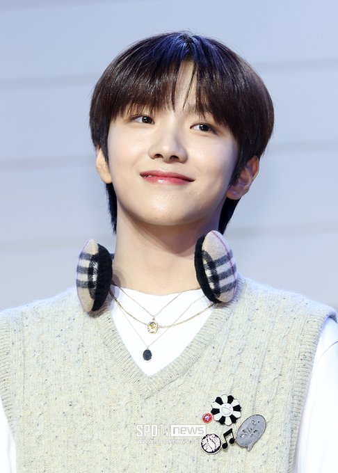 인스티즈 on Twitter: "[정보/소식] 보이넥스트도어 최장신 막내 운학 기사사진 https://instiz.net/name_enter/87968714…"