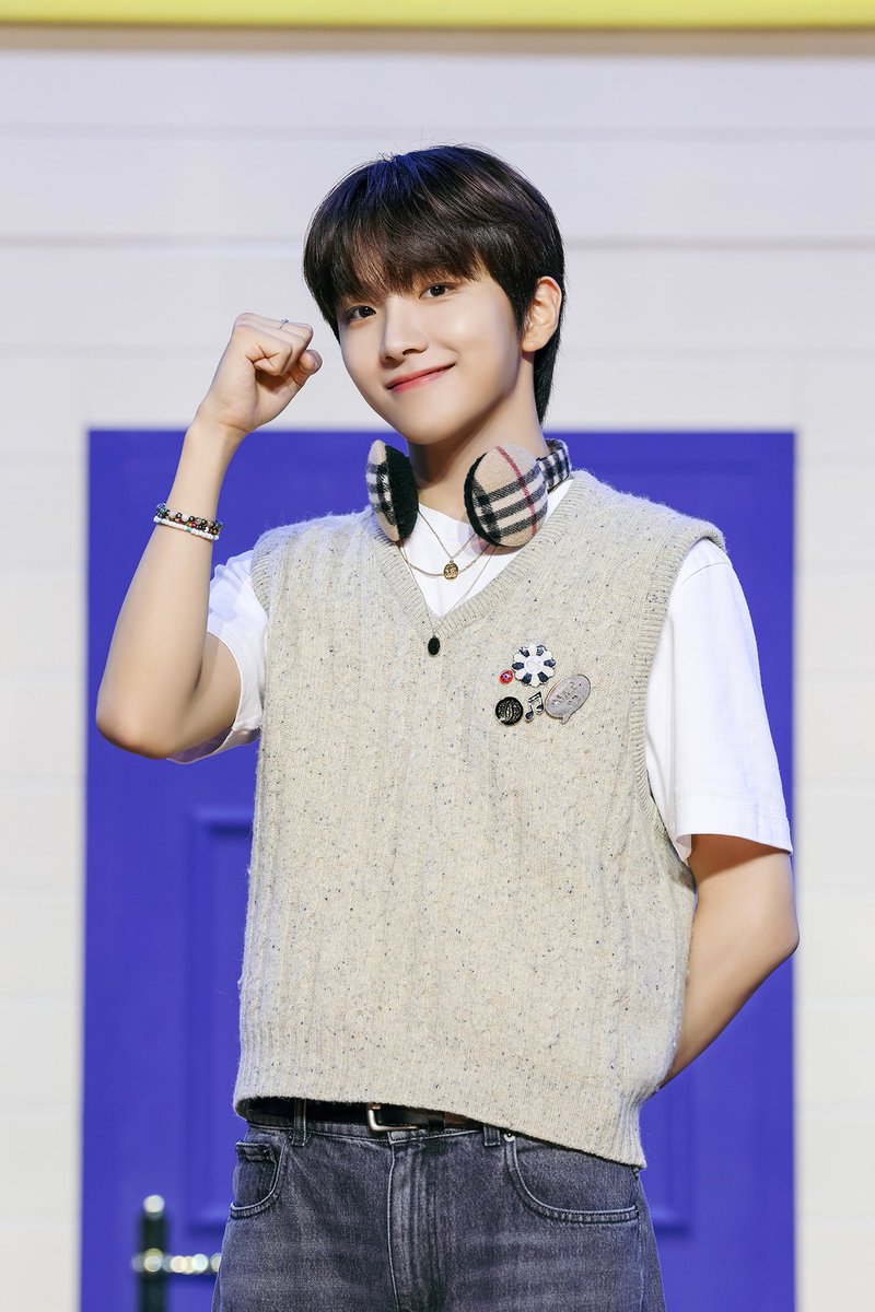 인스티즈 on Twitter: "[정보/소식] 보이넥스트도어 최장신 막내 운학 기사사진 https://instiz.net/name_enter/87968714…"