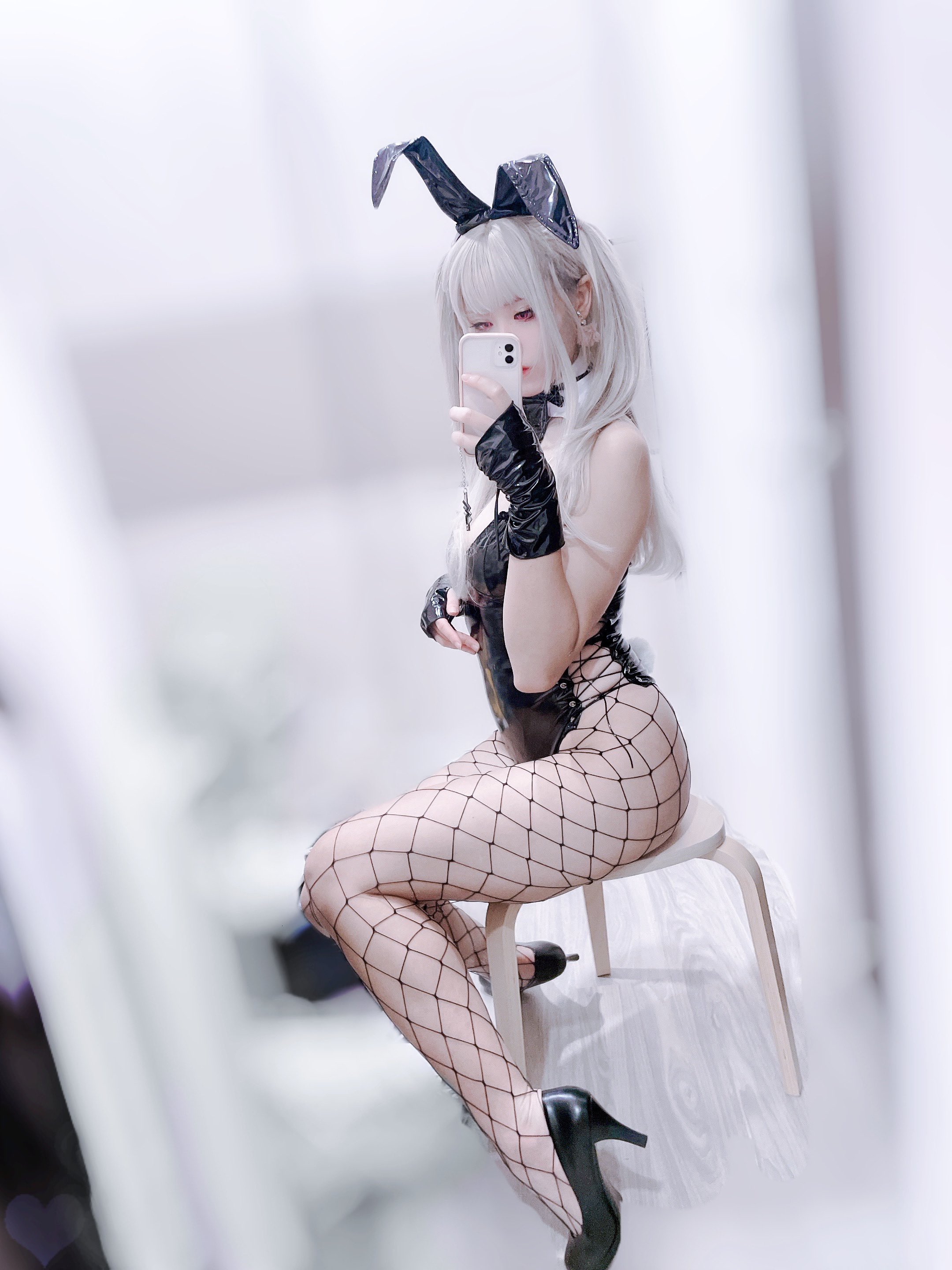 Scott 🤍🩶(Hydrate and drink some water.) (@Emerald_Azu_) / Twitter