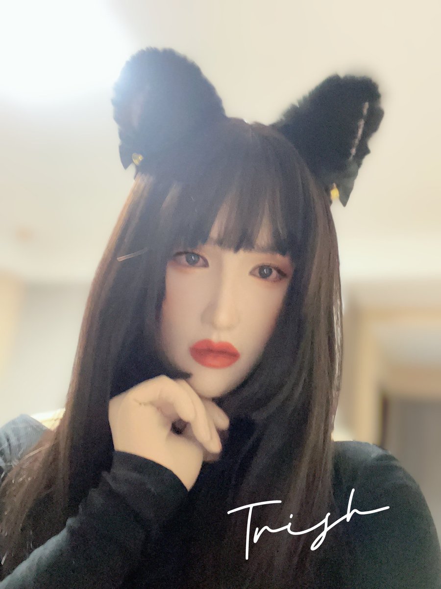 Trish on Twitter: "在家就烧一点 #zentai #femalemask #pantyhose"