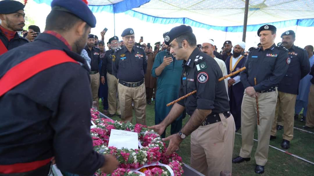 Unofficial Karachi Police on Twitter: "Shaheed Constable Waris Khan Jadoon Shahadat Date 29-05 ...
