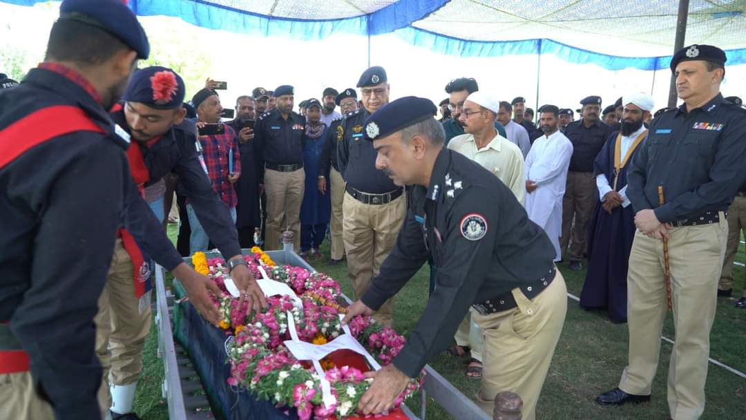 Unofficial Karachi Police on Twitter: "Shaheed Constable Waris Khan Jadoon Shahadat Date 29-05 ...