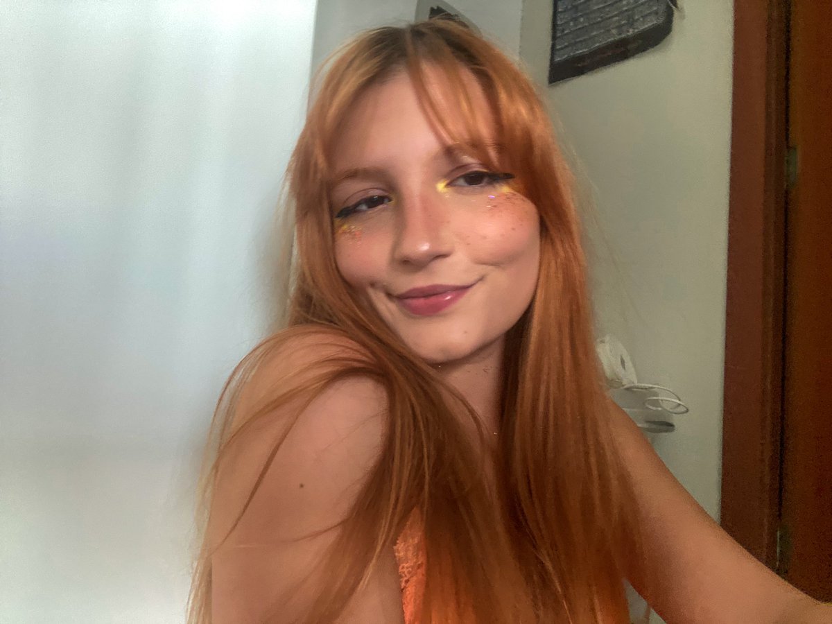 sofia sofia 2 on Twitter: "boa tarde querido tuiter estou postando fotos"