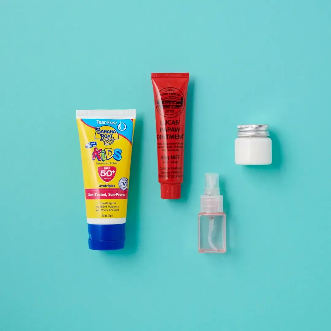 GINZA on Twitter: "2泊3日の旅行カバンSNAP。モデル・サクラマヤミチキさんhttps://buff.ly/3P7kQxs"