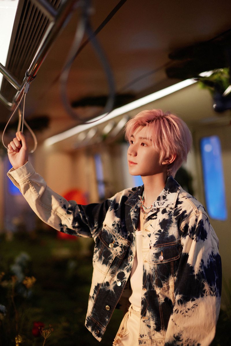 王源 ROY WANG OFFICIAL FAN CLUB on Twitter: "#RoyWang Studio Weibo Update 突破小小空间，融入自然冒险，《疯狂元素城》主题曲 ...