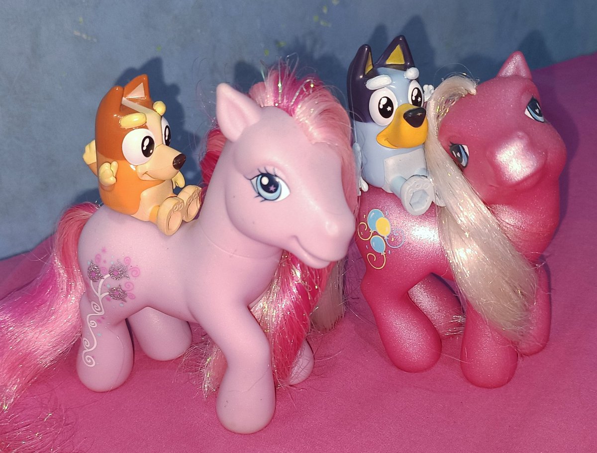 sari (taylor's version) on Twitter: "RT @daylight_sketch: mee when i mix 2 of my intrests #bluey ...