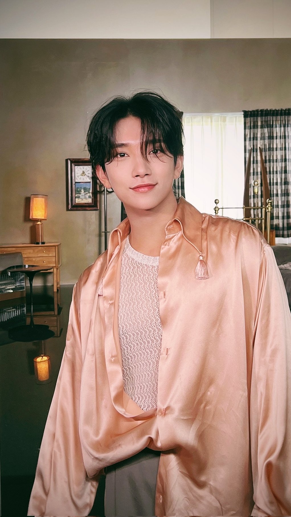 SEVENTEEN Edits on Twitter: "FML Behind Joshua #조슈아 #SEVENTEEN #세븐틴 https://t.co/LVqqTtdBUx ...