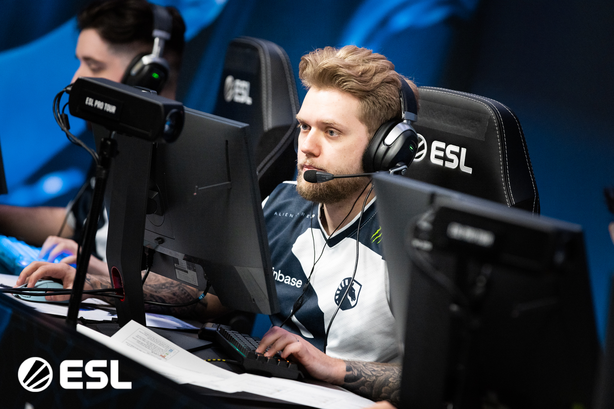 Team Liquid CSGO on Twitter: "We're LIVE vs @FaZeClan at IEM Dallas 🇺🇸 🔵 Anubis ⚪️ Nuke 🔵 ...